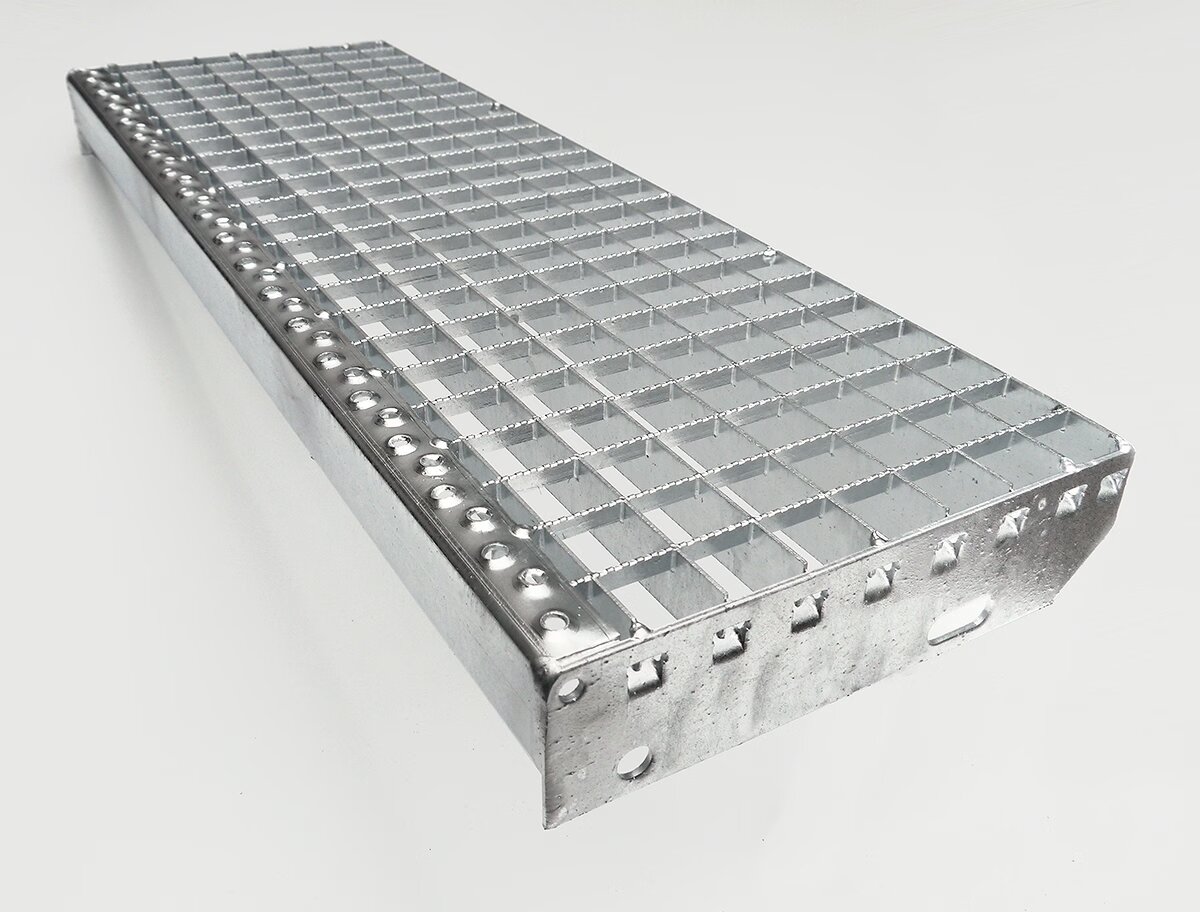ÖNORM step | 700x240 mm | 25x2 mm | 30x30 mm | R11 | galvanized steel ...